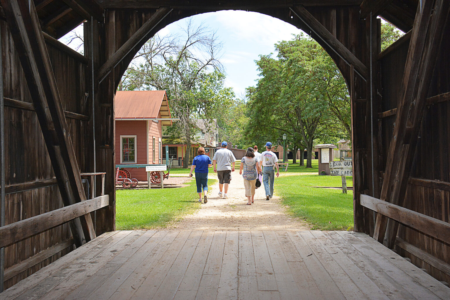 Explore - Stonefield